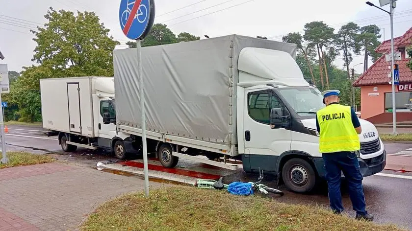 Łask. 12-latka potrącona na przejściu dla pieszych - TVN24