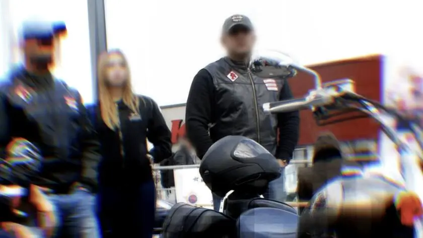 Raport o Karolu Nawrockim. Kim jest Olgierd L., reportaż "Superwizjera" - TVN24