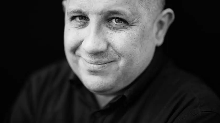 Marcin Wicha nie żyje. Eseista i autor książek miał 52 lata - TVN24