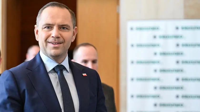 Sprawa drugiego mieszkania Karola Nawrockiego. Onet odnalazł pana Jerzego - TVN24