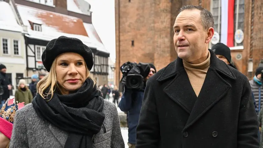 Marta Nawrocka. Debiut żony Karola Nawrockiego, kandydata PiS w wyborach prezydenckich, na ...