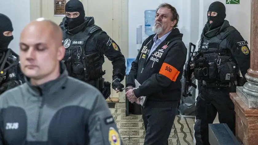 Zamach na premiera Słowacji. Jest wyrok dla niedoszłego zabójcy - TVN24