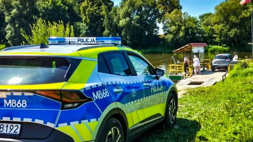 Mielnik. Pijany sternik promu. Tłumaczył się, że pił do późnej nocy - TVN24