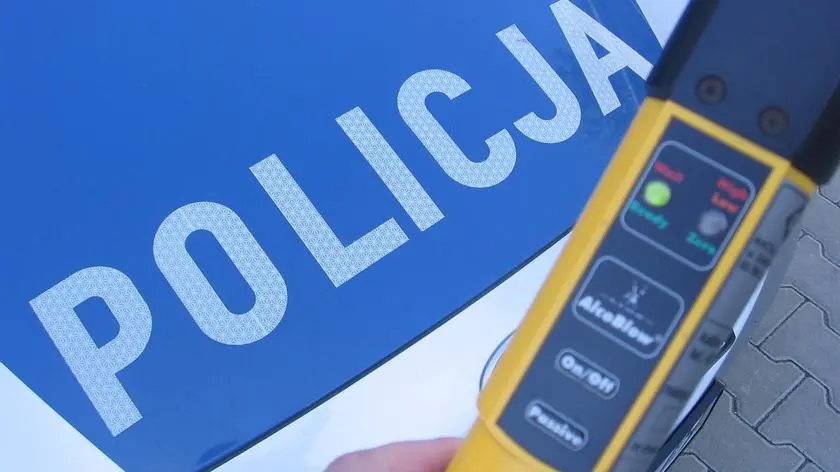 Stargard. Pijany i bez prawa jazdy. To nie był jego jedyny problem - TVN24