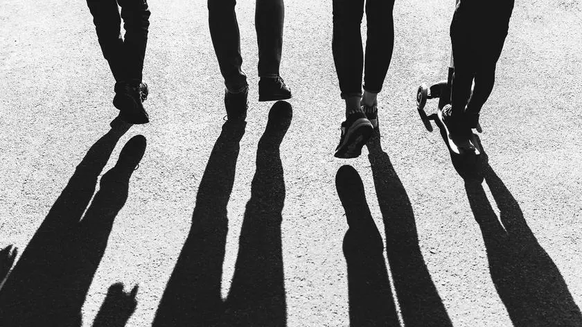 Szon patrol. Czym jest i co go łączy z niebieskim wielorybem? - TVN24