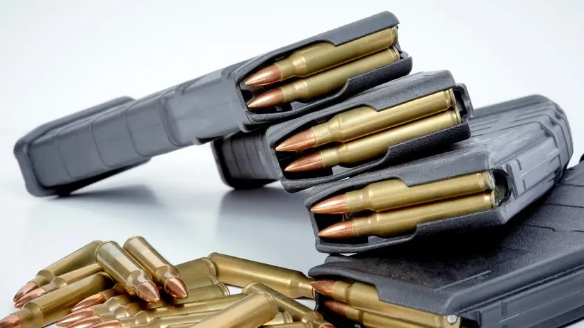 Kilkaset milionów sztuk amunicji dla polskich żołnierzy. Agencja Uzbrojenia podpisała umowę na ...