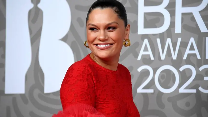 Piosenkarka Jessie J w mediach społecznościowych: nie mam raka - TVN24