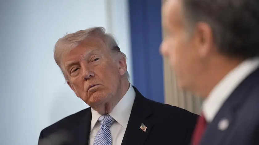 Donald Trump grozi "końcem cywilizacji". Były ambasador Marek ...