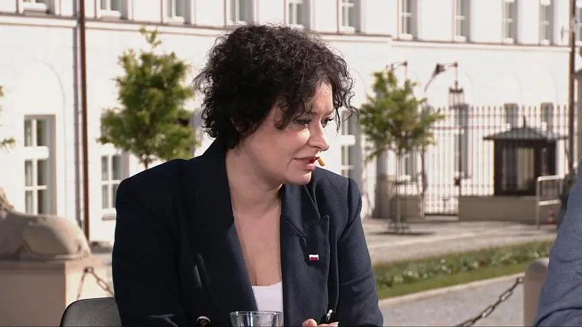 Anna Maria Żukowska w wannie na posiedzeniu KRS. Jak to tłumaczy ...