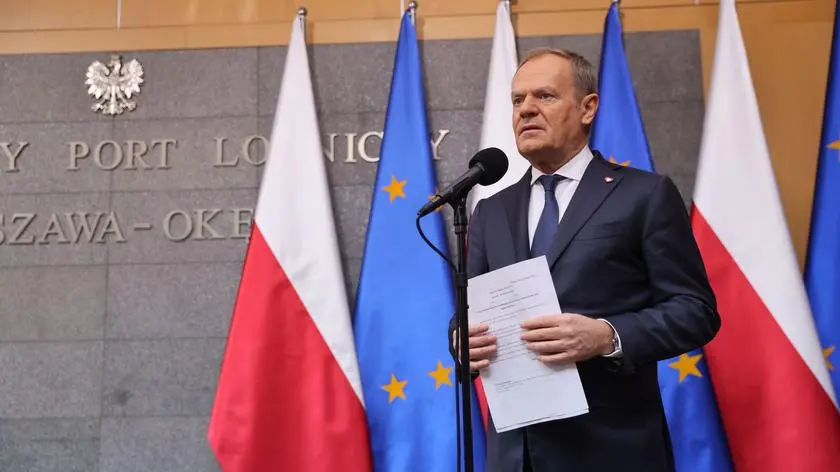 Poland's government adopts package of planned changes to migration ...