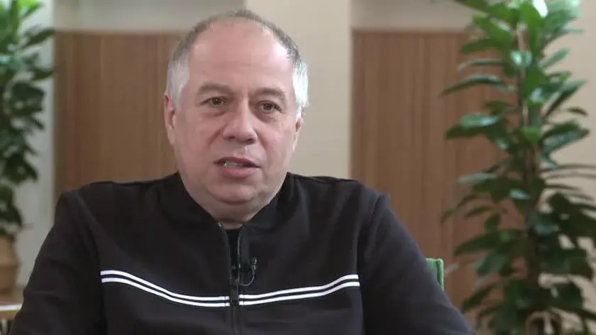 Krzysztof Varga w "Xięgarni" o książce "Dziennik hipopotama" - TVN24