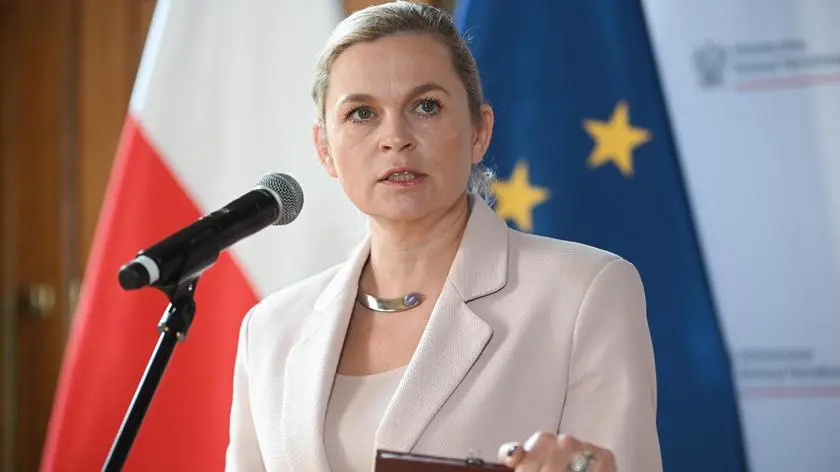 Barbara Nowacka ogłasza nowe programy edukacyjne i konkursy - TVN24