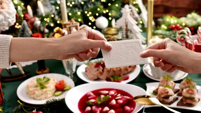 Sondaż. Co Polacy sądzą o wolnej Wigilii. IBRIS dla "Rzeczpospolitej" - TVN24