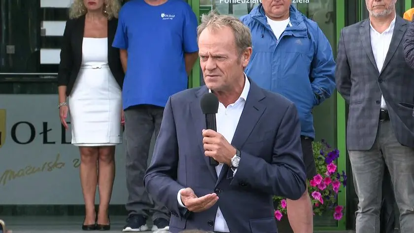 Reasumpcja głosowania zarządzona przez Elżbietę Witek. Donald Tusk ...