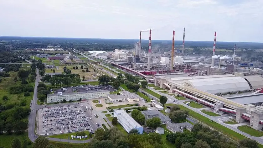 Police. Premier Morawiecki z pompą otwierał fabrykę. Produkcja komercyjna do dzisiaj nie ruszyła ...