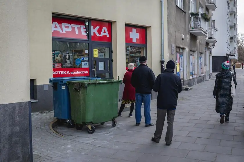 Poland struggles with spike in COVID-19, RSV, and influenza infections ...