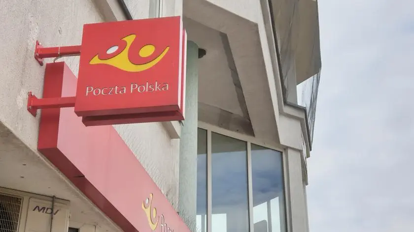 Poczta Polska otrzyma 865 milionów euro. Jest zgoda Brukseli | TVN24 Biznes