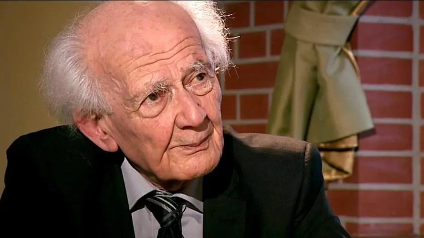 Bauman z honorowym doktoratem uczelni, ale bez oficjalnej gali - TVN24