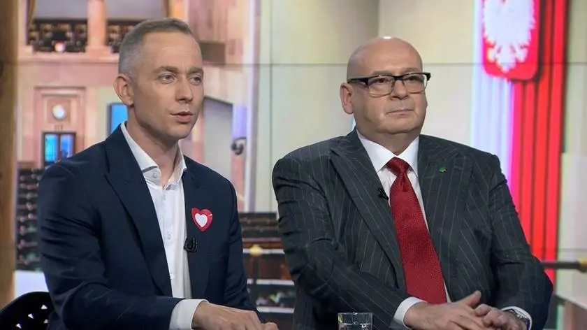 "Lex Tusk" z podpisem prezydenta. Komentują Cezary Tomczyk i Piotr ...