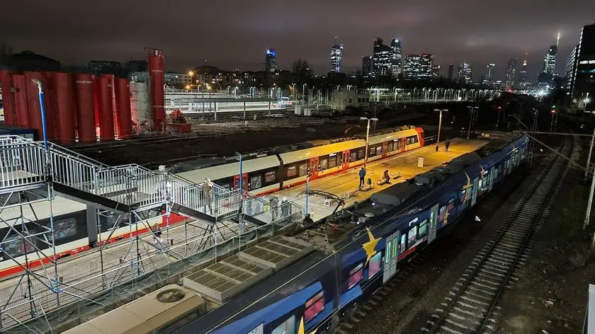 Warszawa. Zmiany w kursowaniu pociągów Szybkiej Kolei Miejskiej linii S3 | TVN Warszawa