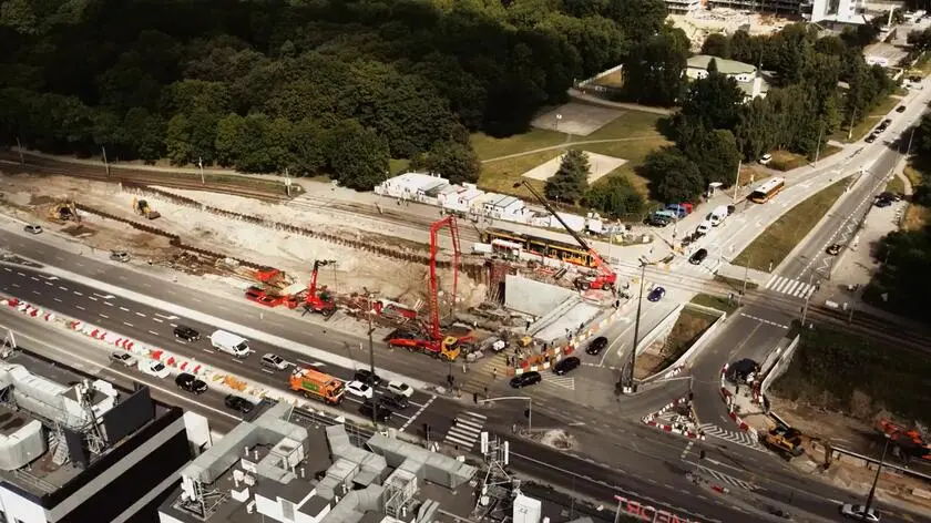 Warszawa. Budowa linii tramwajowej na Kasprzaka. Nowa trasa zbudowana w 75 procentach | TVN Warszawa