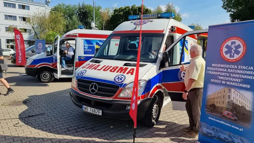 Warszawa. Mazowsze wysyła kolejne karetki do Ukrainy | TVN Warszawa