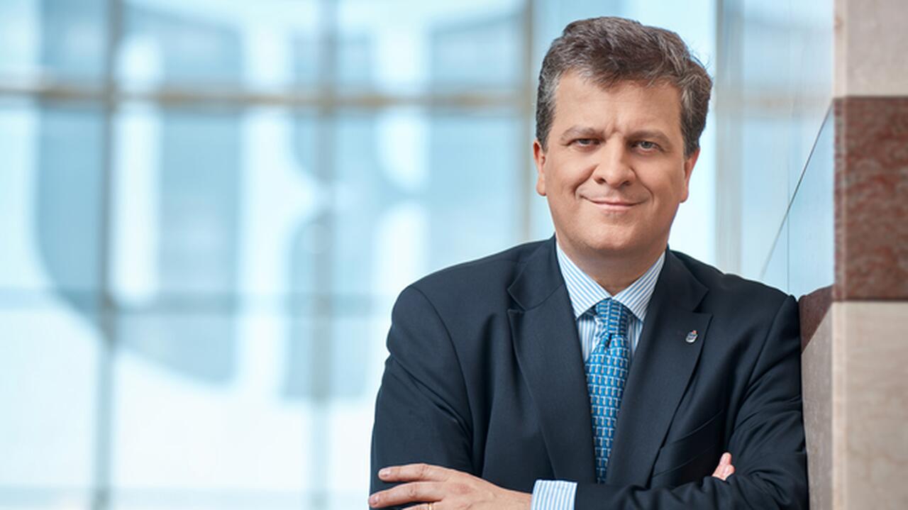 Jan Emeryk Rościszewski nowym prezesem PKO BP - TVN24 Biznes