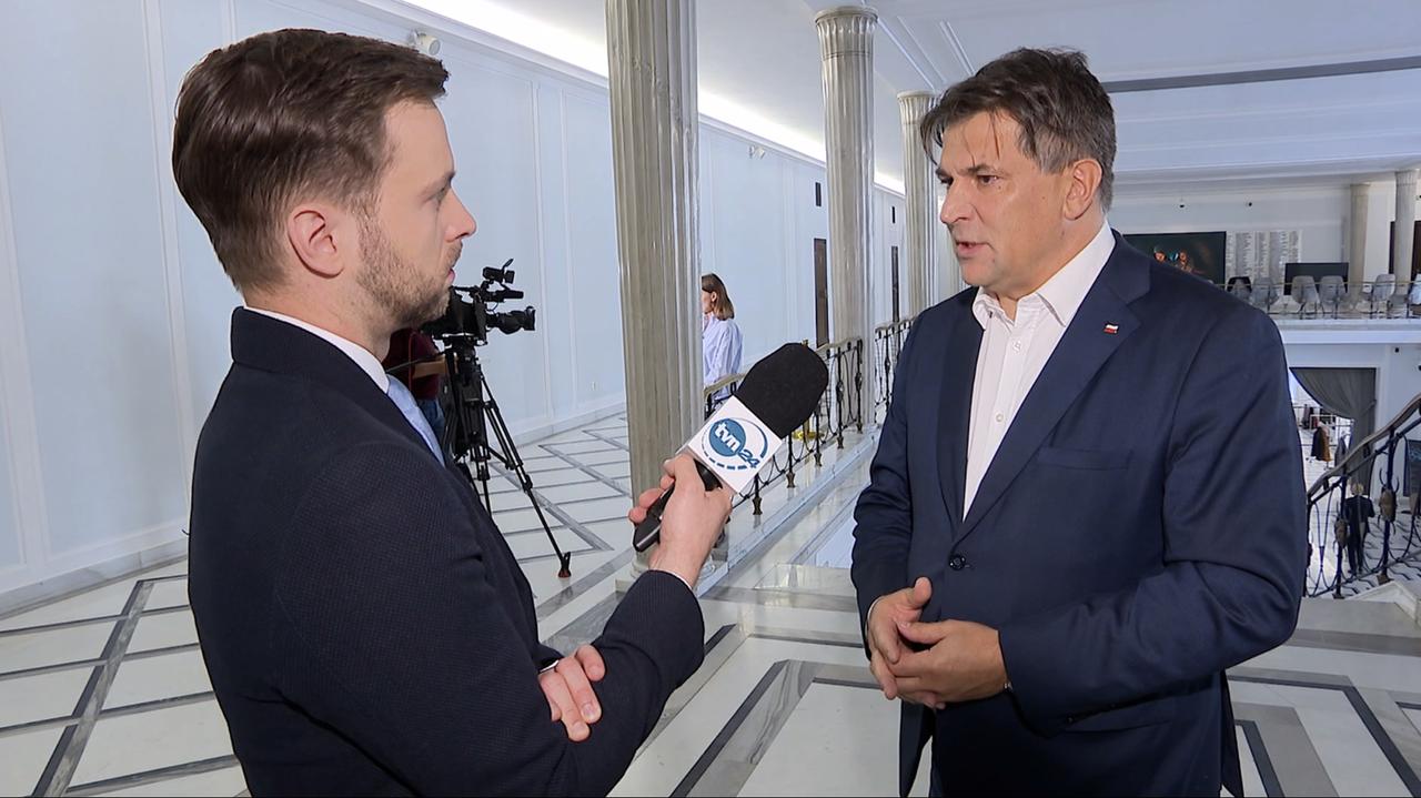 Brakuje węgla. Poseł PiS Piotr Kaleta mówił, że kupił tonę za 2400 ...