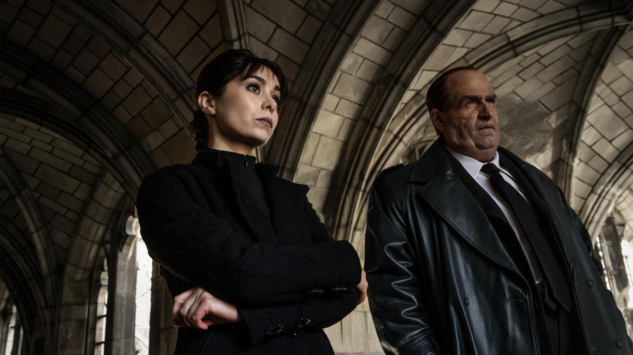 "Pingwin" hitem na całym świecie. Serial z Colinem Farrellem zbiera ...