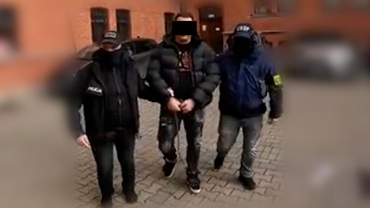 Wrocław. Podejrzani o zabójstwo sprzed 27 lat zatrzymani. W tle "wojna spirytusowa" - TVN24