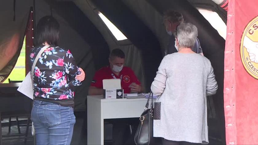 Koronawirus w Polsce. Doktor Michał Sutkowski o procesie szczepień i ...