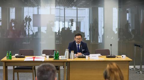 Daniel Obajtek przed komisją ds. afery wizowej. Napięta atmosfera na posiedzeniu - TVN24