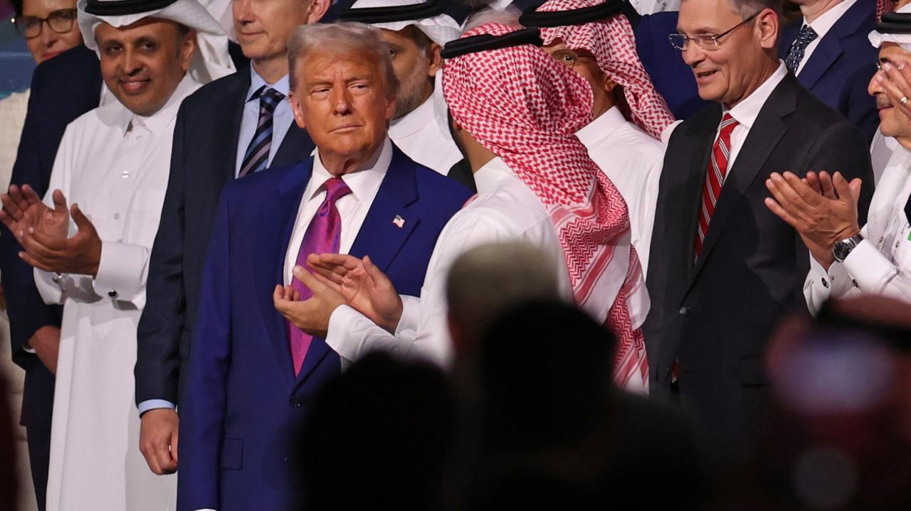 "Zaskakujący" ruch Trumpa - TVN24 Biznes