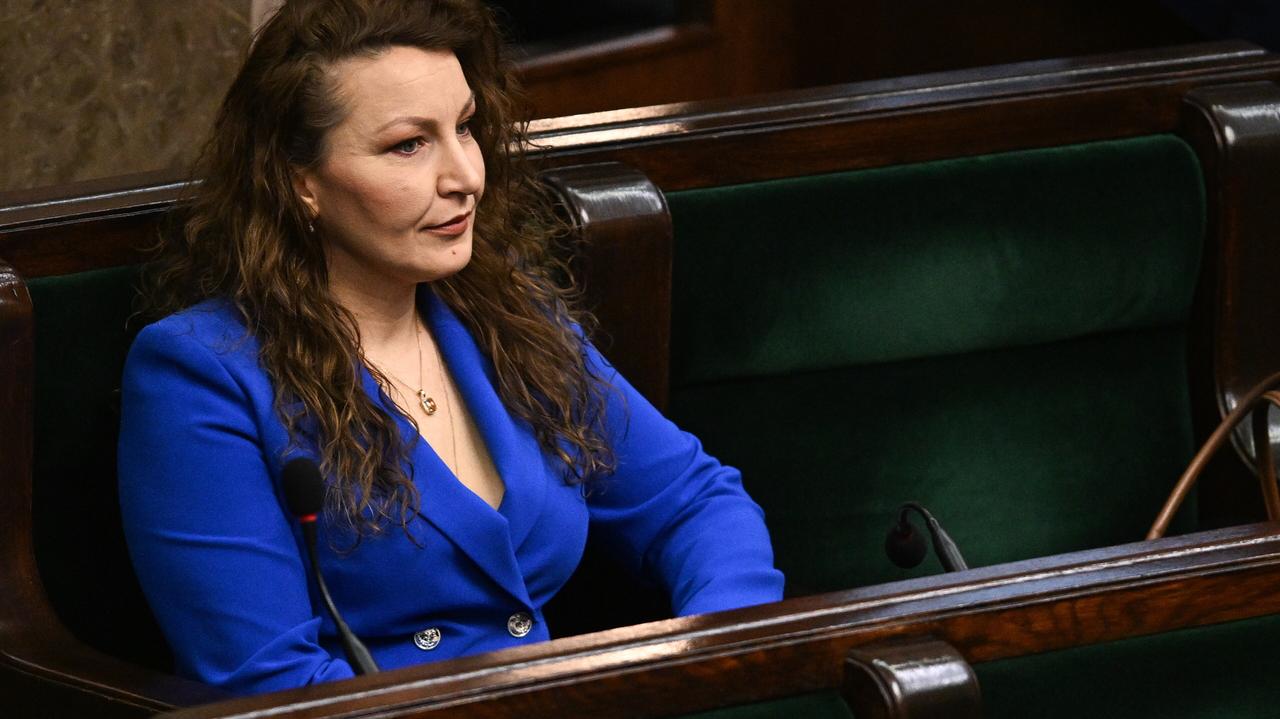 Monika Pawłowska przyjęta do klubu PiS. Była przez kolegów nazywana ...