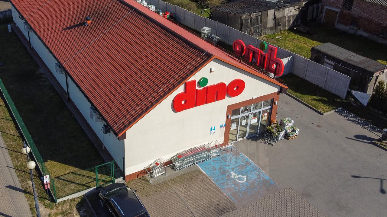 Tomasz Biernacki z Dino Polska na liście najbogatszych ludzi świata - TVN24 Biznes