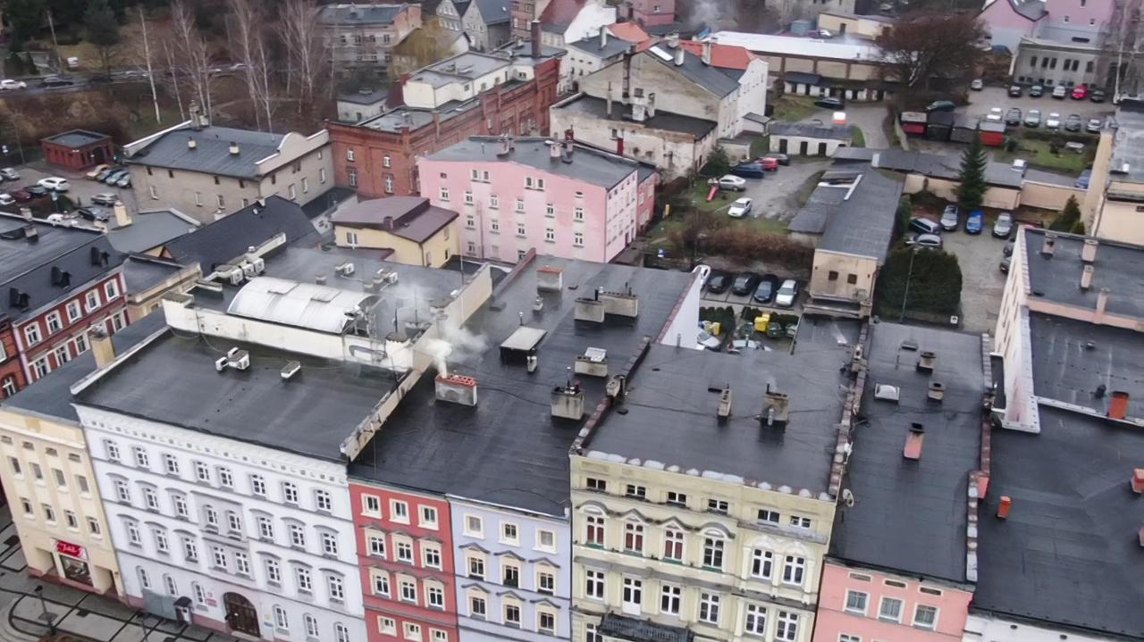 Nowa Ruda. Miasto przoduje w smogowych rankingach. W kamienicach jest 4 ...