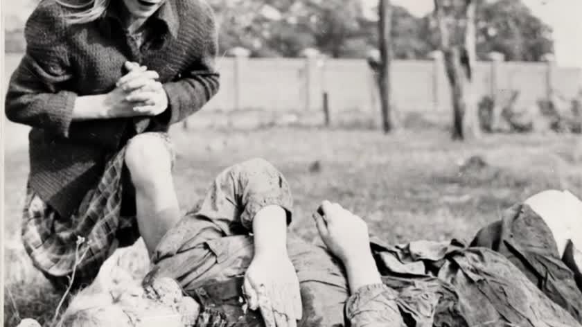 Kazimiera Mika nie żyje. Była dziewczynką ze zdjęcia Juliena Bryana z ...