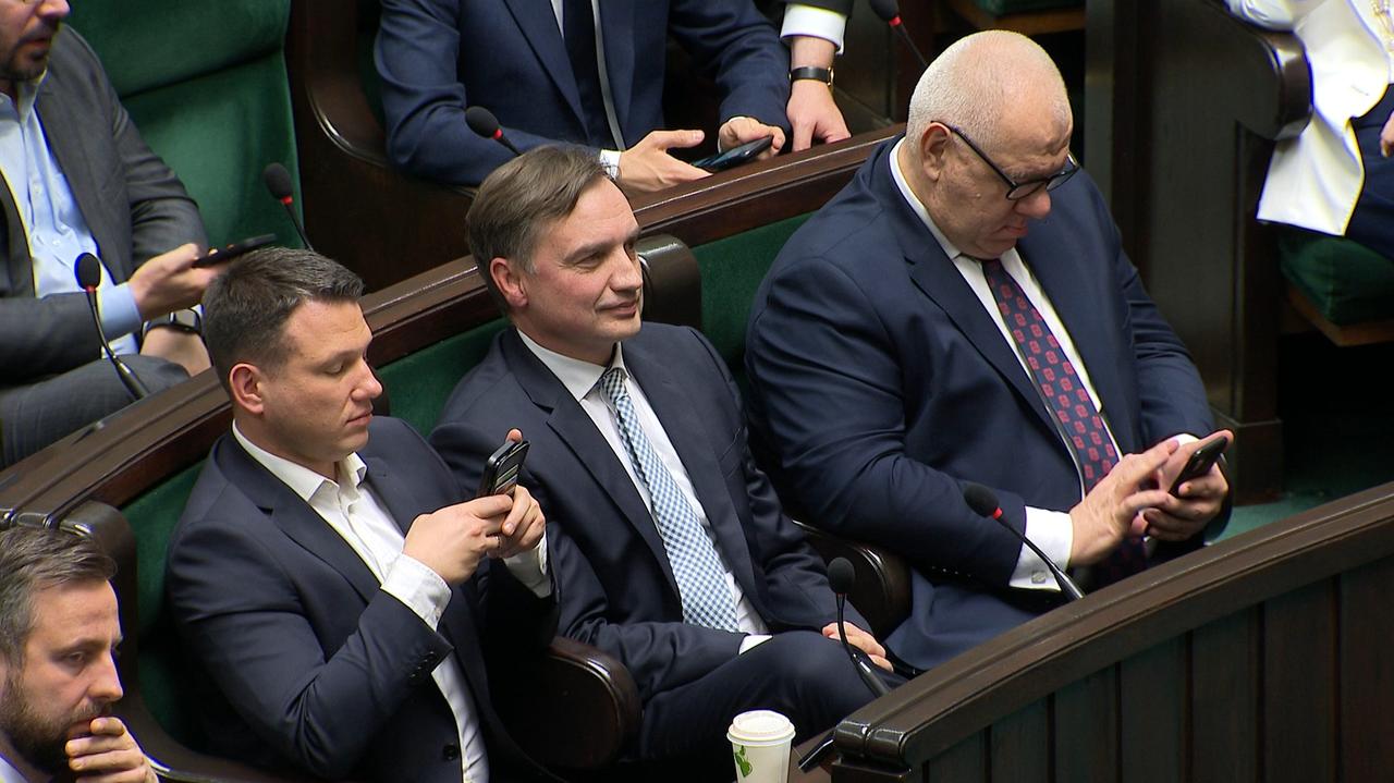 Fundusz Sprawiedliwości. Lokalne media alarmują ws. materiału promocyjnego z wizerunkiem ...