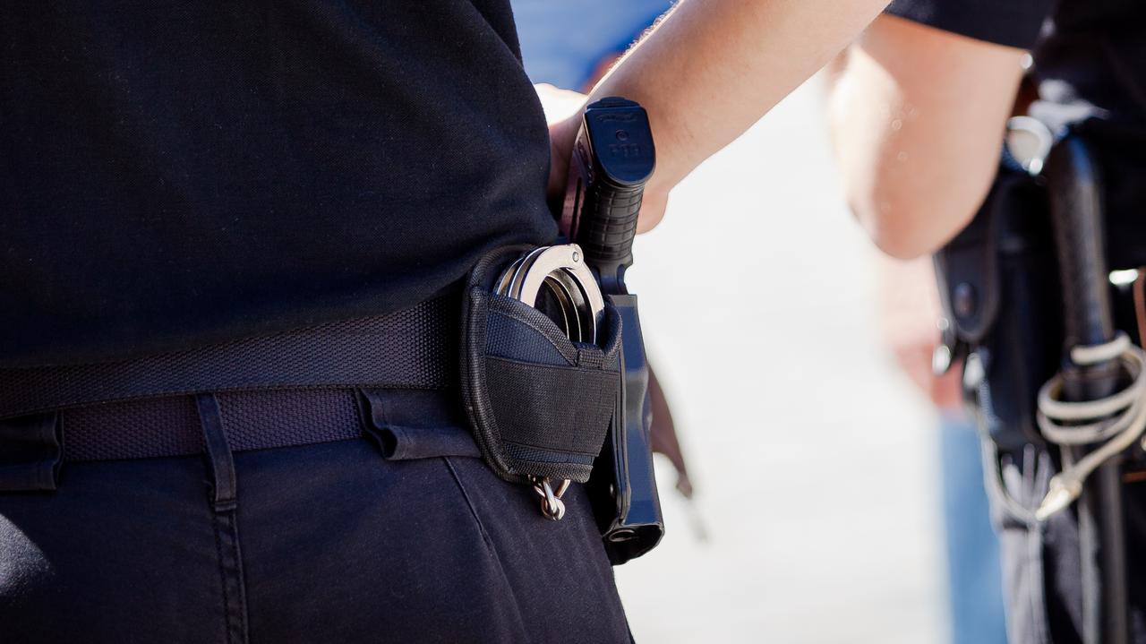 Trzemeszno. Policjant zgubił broń z amunicją. Prokuratura bada sprawę ... Trzemeszno. Policjant zgubił broń z amunicją. Prokuratura bada sprawę ...