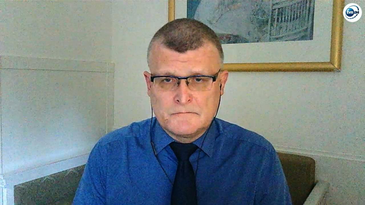 Koronawirus w Polsce. Dr Paweł Grzesiowski o szczycie zachorowań na ...