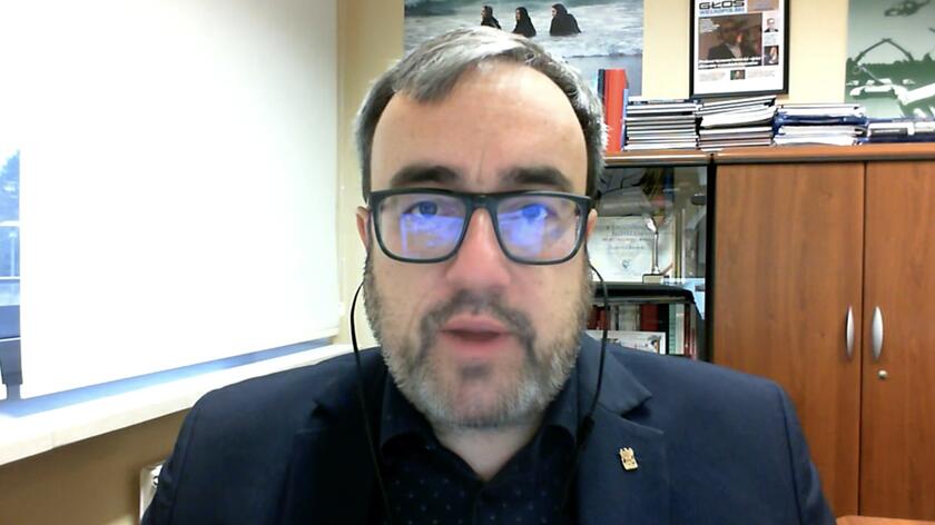 Prof. Ossowski w TVN24 o spadku PiS w sondażach: widać nerwowość - TVN24