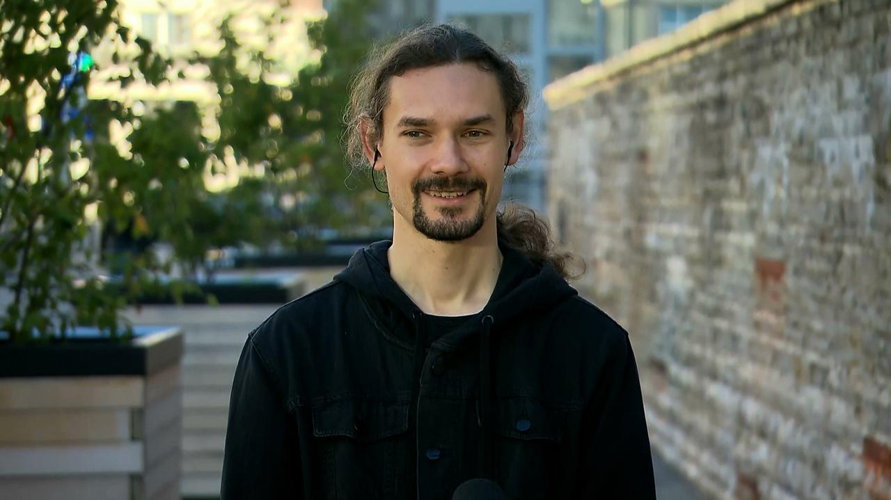 Nagroda Nike 2020. Radek Rak o nagrodzie i dzieleniu pracy pisarza i ...