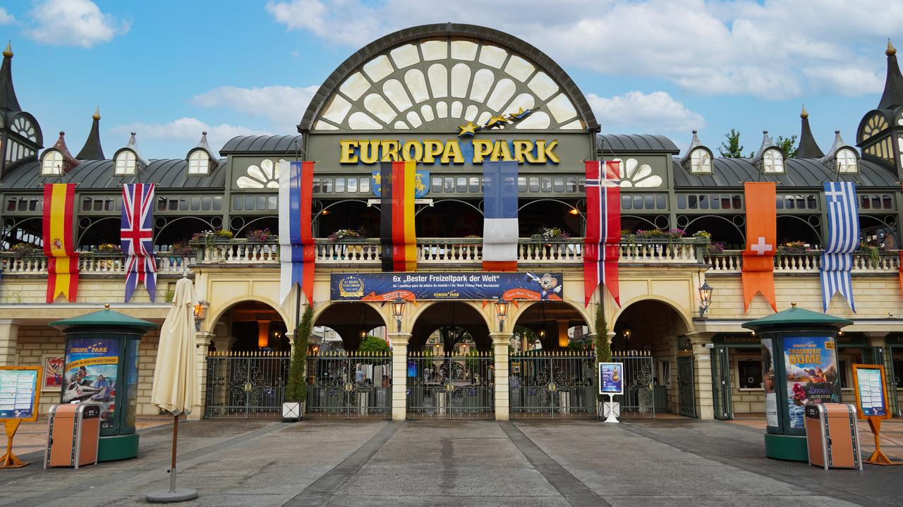Niemcy. Rust koło Freiburga. Wypadek w parku rozrywki Europa Park. Są ...