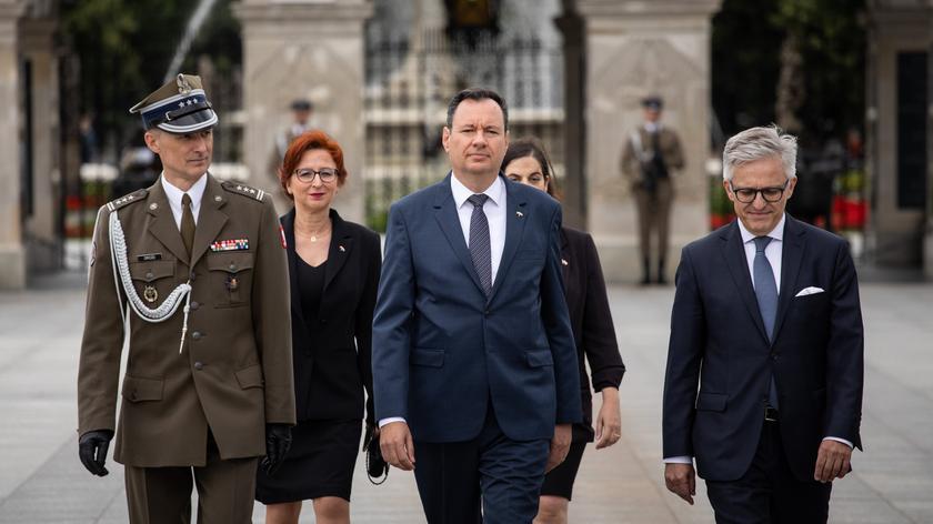 Polska - Izrael. Andrzej Duda po rozmowie z prezydentem Izraela: Ambasador Izraela złożył dziś ...