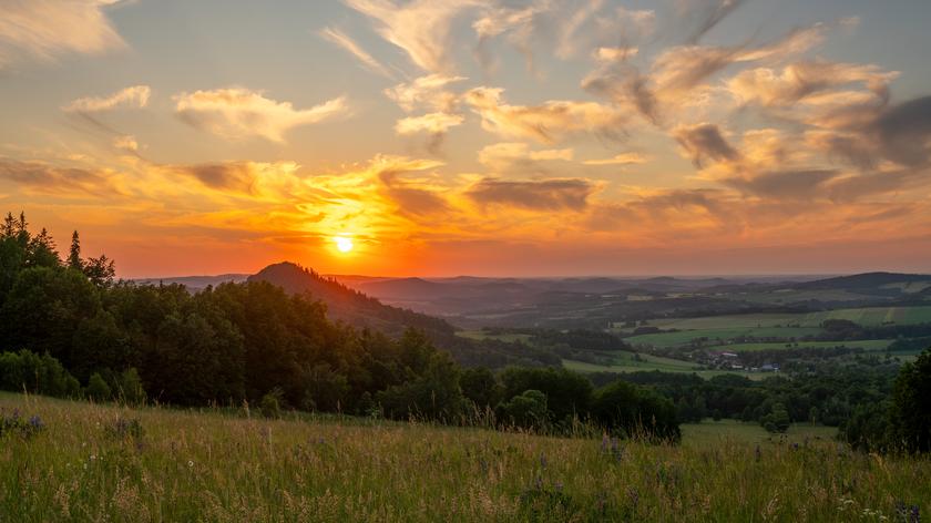 Kraina Wygasłych Wulkanów. Geopark z Polski trafił na listę UNESCO ...