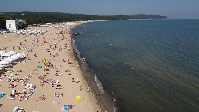 "Сині водорості" в Польщі. Які басейни та пляжі закриті? Перевірте, де ...