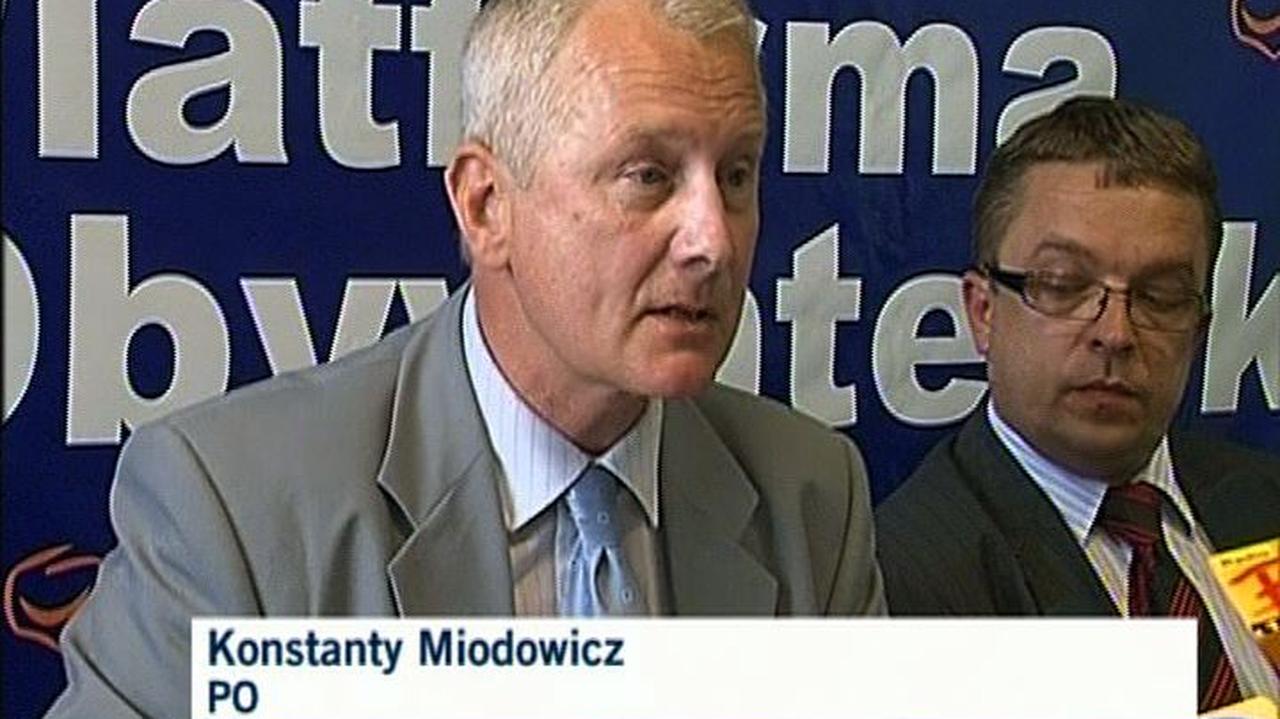 Miodowicz nie będzie szefem Platformy - TVN24